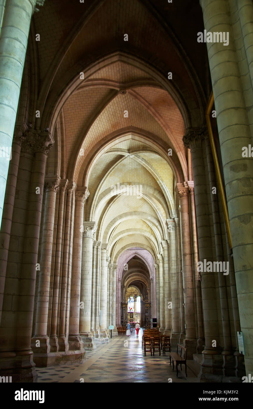 cloister of Cathedral Saint Stephen of Sens, France Stock Photo - Alamy