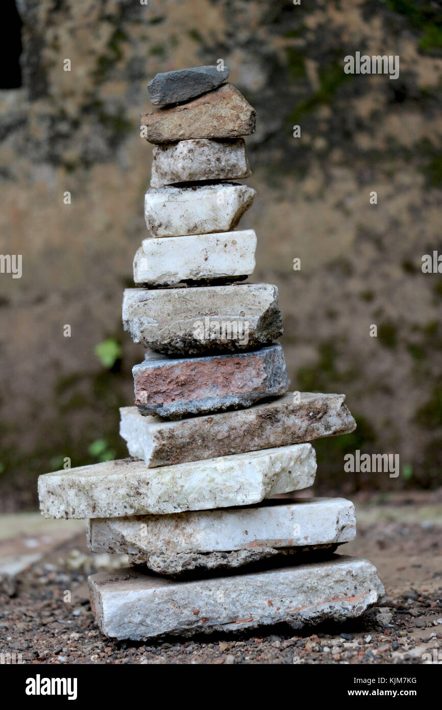 Stone stable block hi-res stock photography and images - Alamy