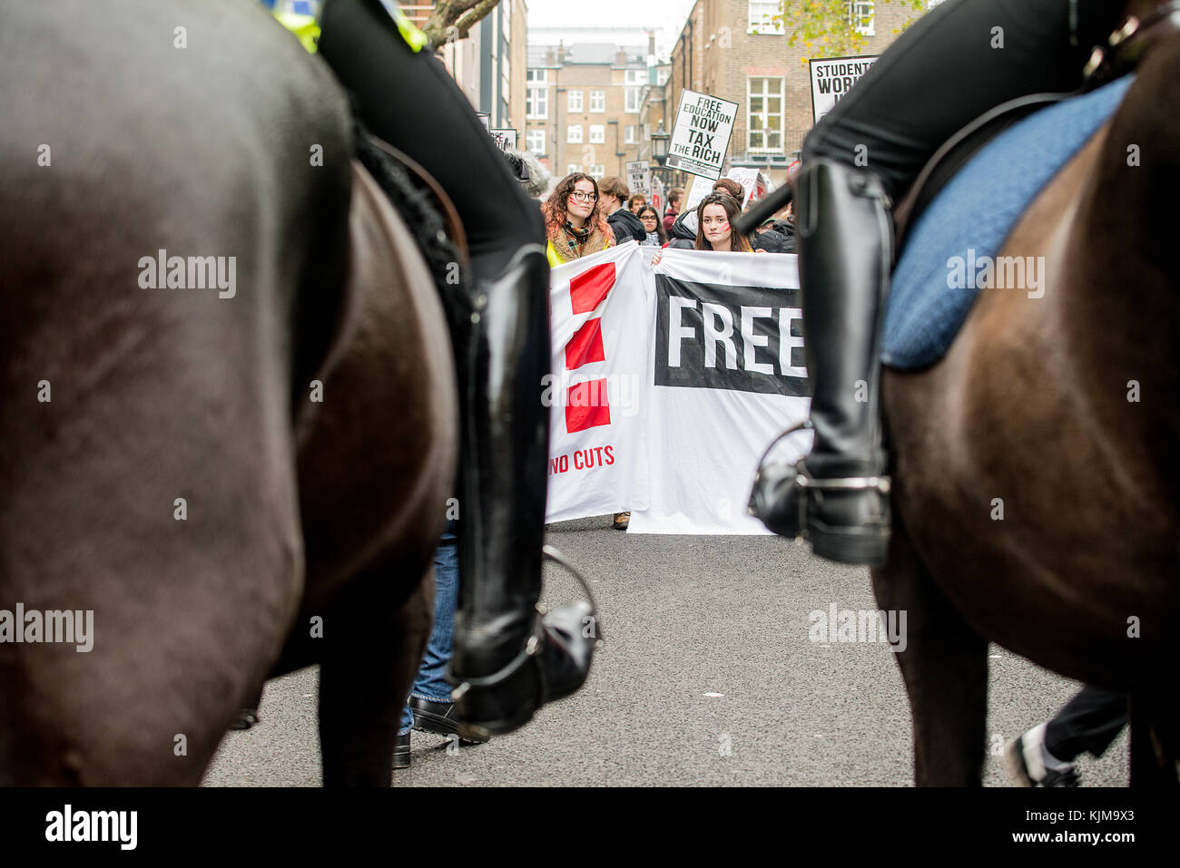 Police confrontation with demonstrators hi-res stock photography and ...