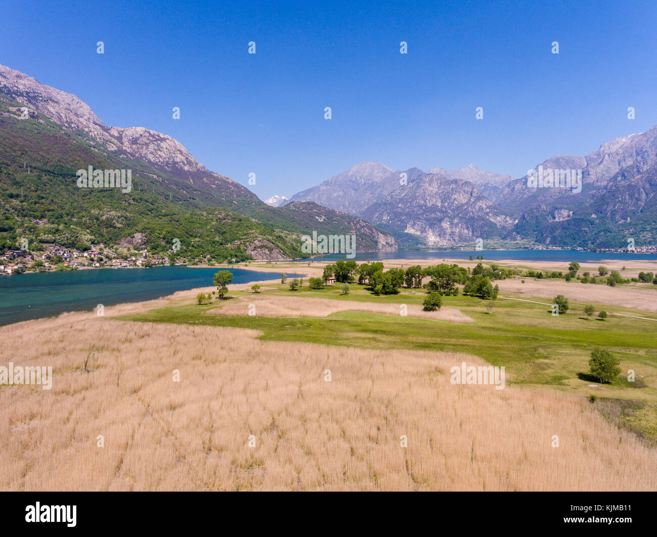 Lake mezzola hi-res stock photography and images - Alamy