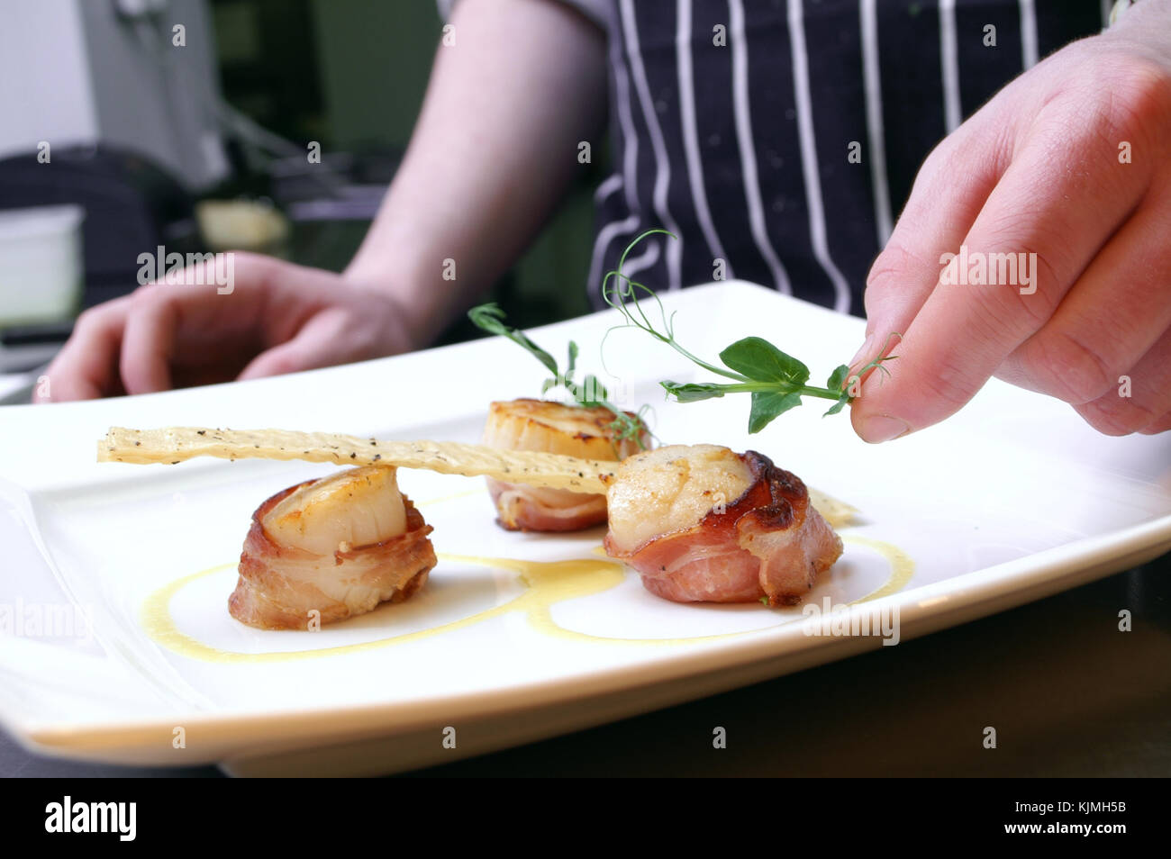 cooking dressing plate Stock Photo - Alamy