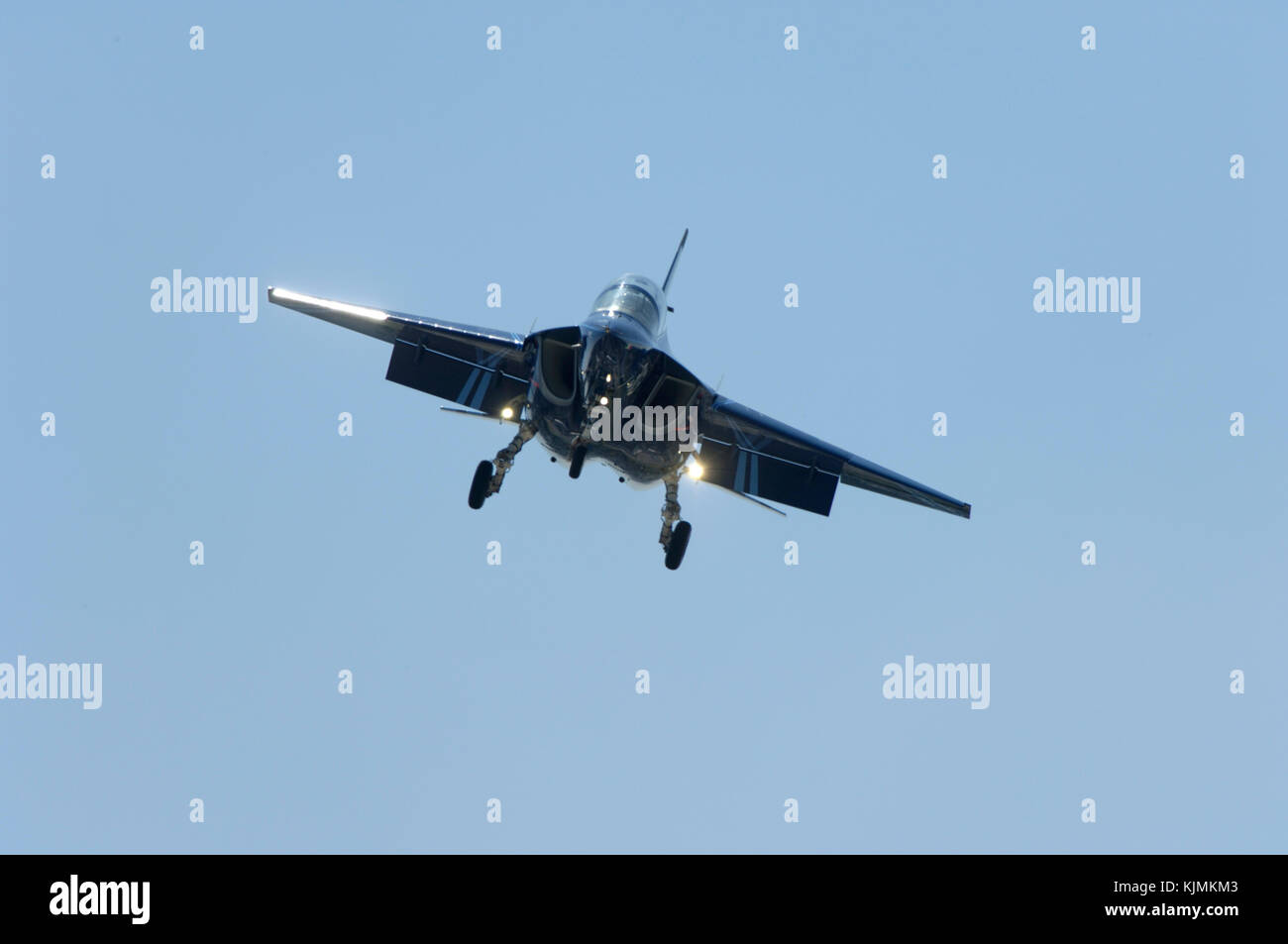 Aircraft military jet fighters exhibitions hi-res stock photography and ...