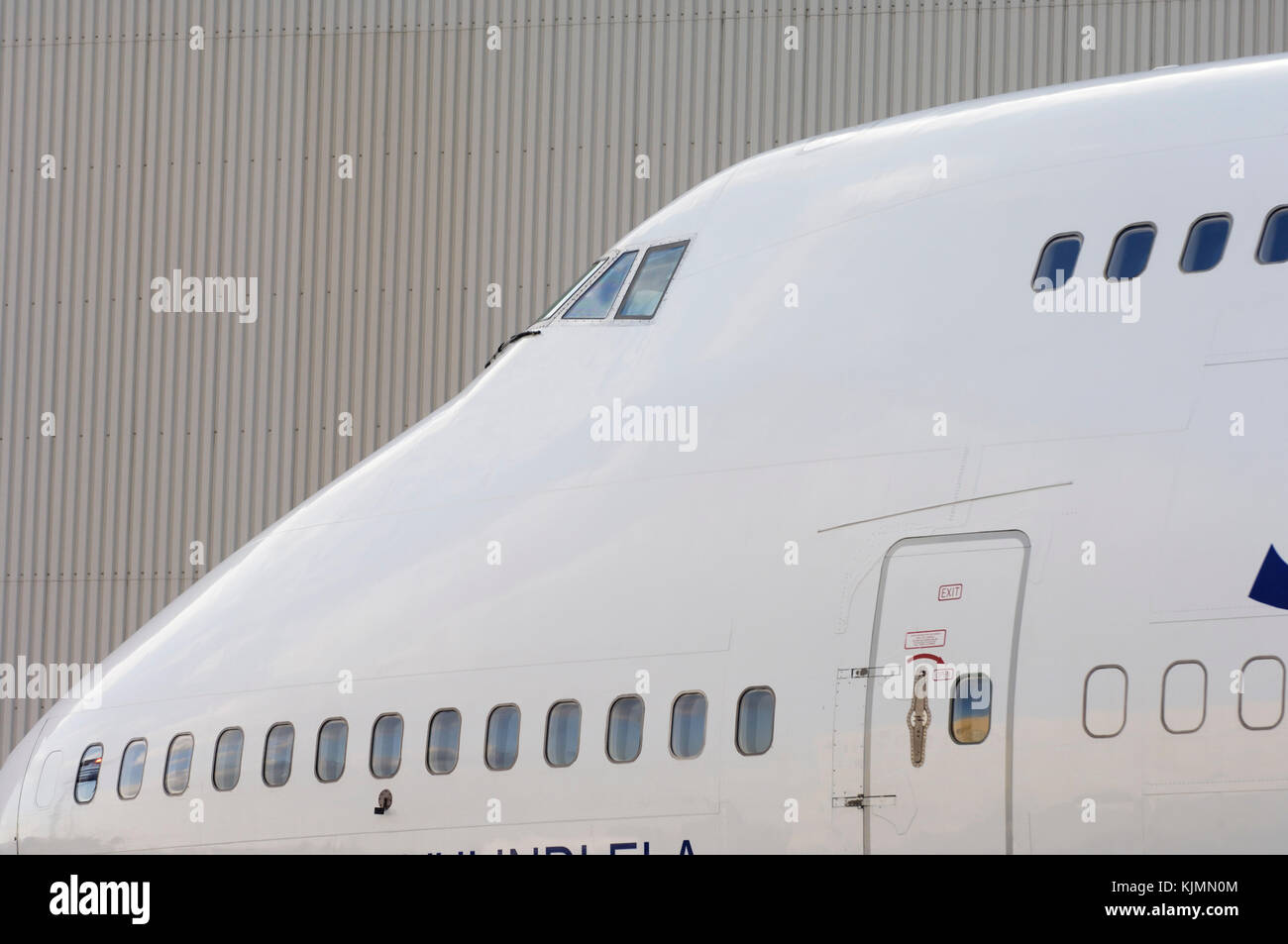 Boeing 747 Jumbo Jet Airliner Cockpit High Resolution Stock Photography ...
