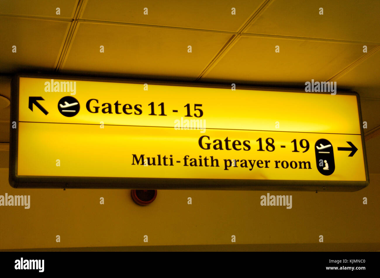 Multi faith prayer room hi-res stock photography and images - Alamy