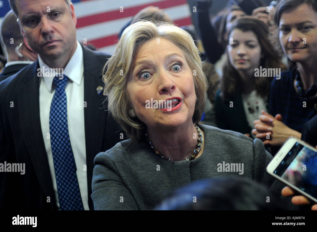 NEW YORK, NY - APRIL 05: Democratic presidential candidate Hillary ...