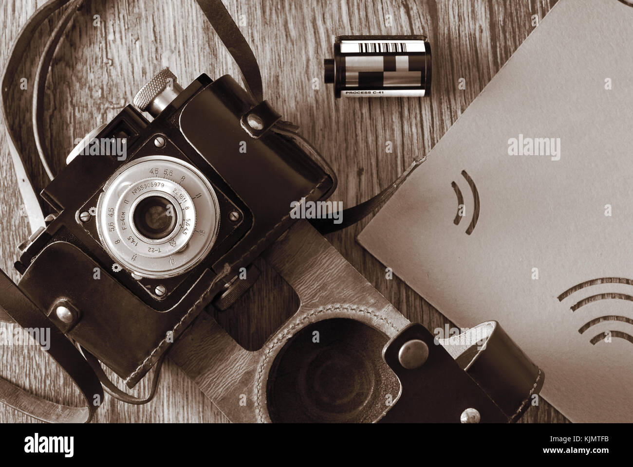 vintage old film photo camera Stock Photo - Alamy