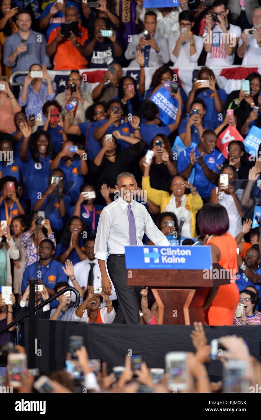 MIAMI GARDENS, FL - OCTOBER 20: U.S. President Barack Obama speaks at a ...