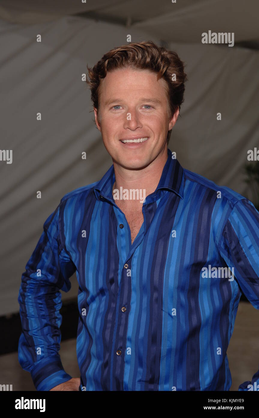 MIAMI - AUGUST 28: Billy Bush arrives at the 2005 MTV Video Music ...