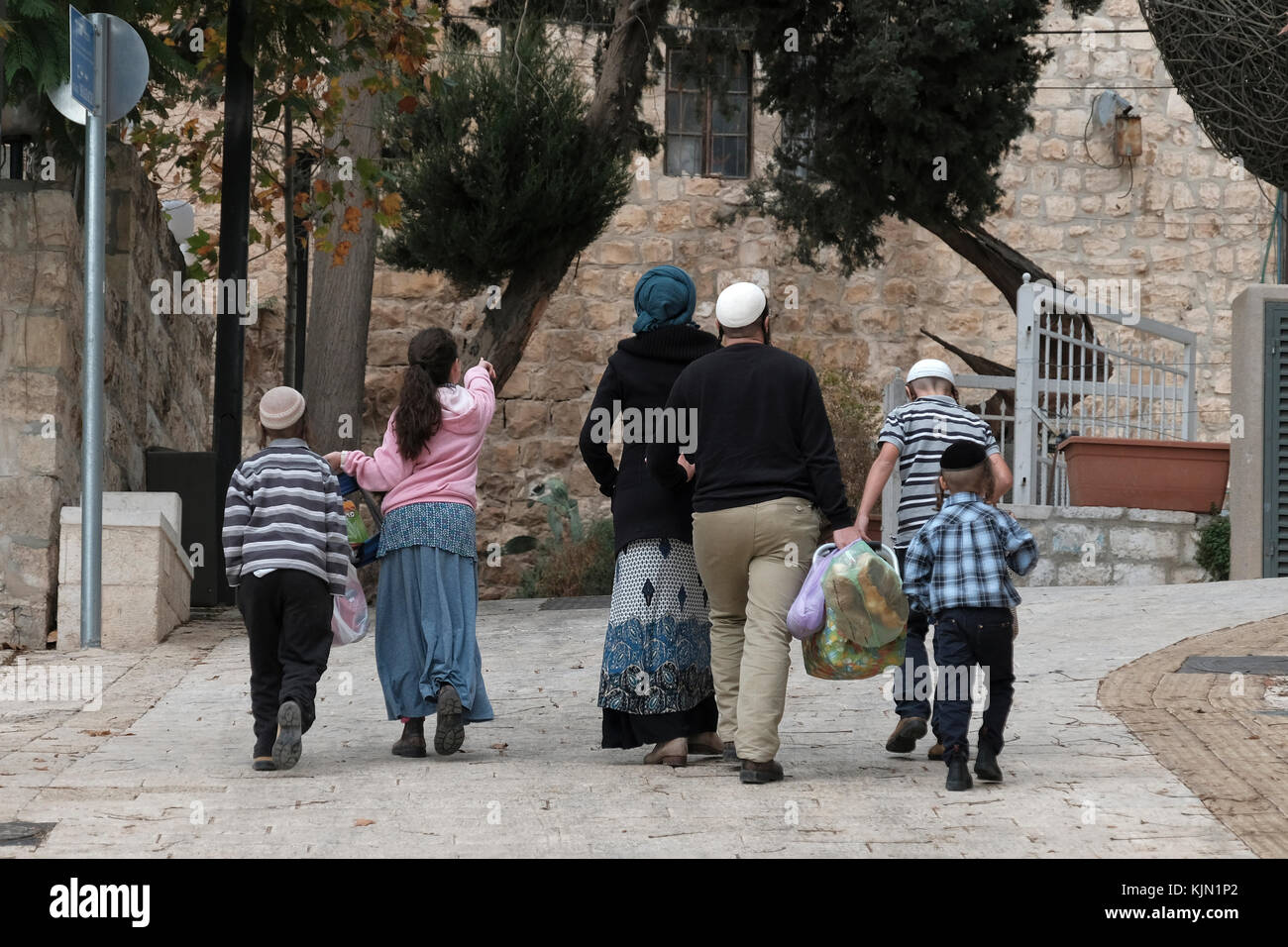 Small jewish children hi-res stock photography and images - Alamy