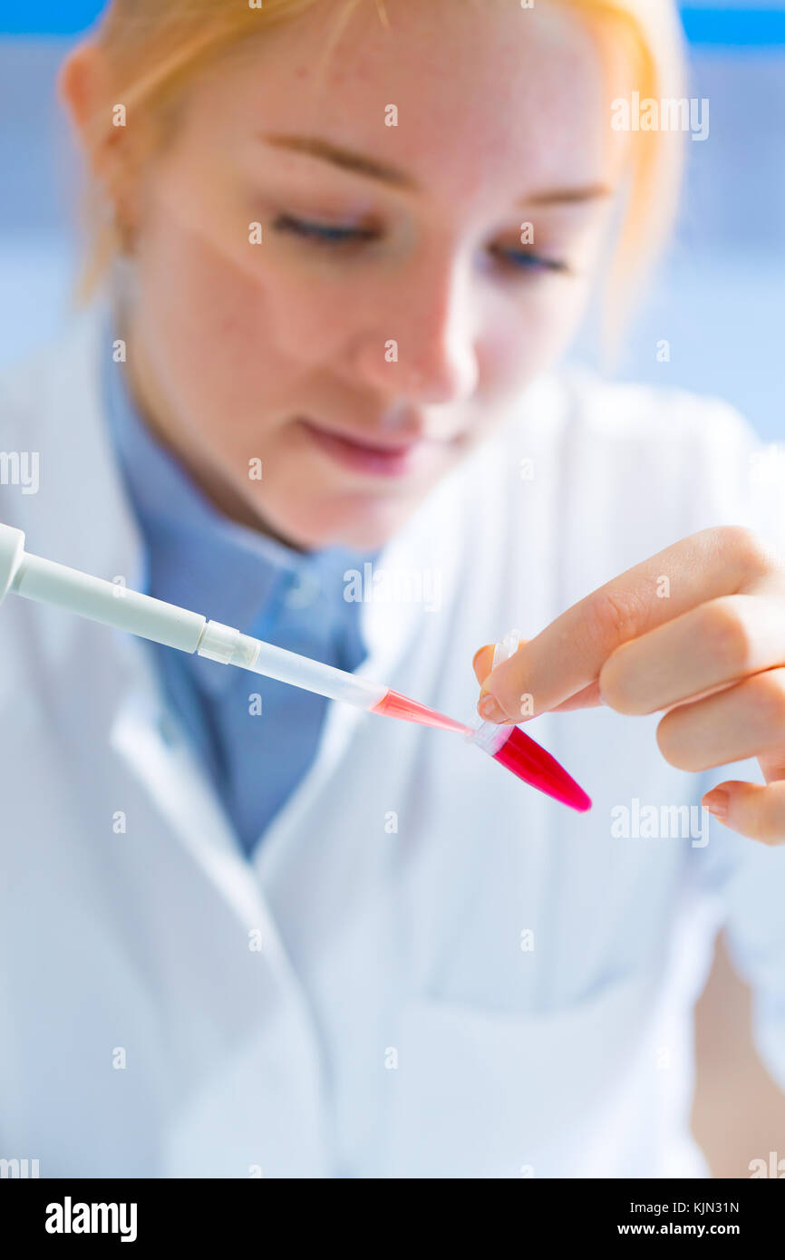 Laboratory assistant in the medical laboratory control a ...