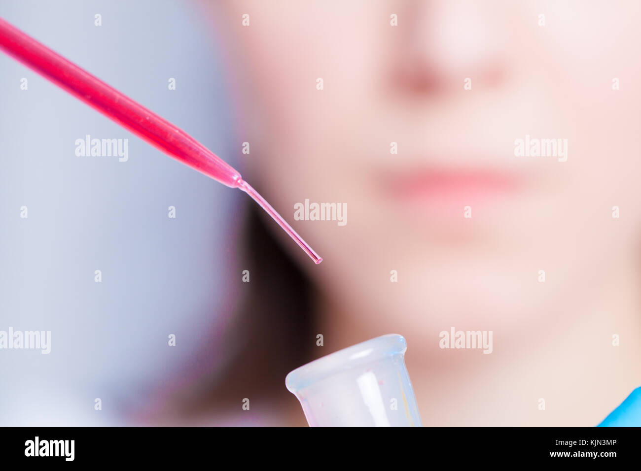 Female laboratory technician To do blood test in medical laboratory ...