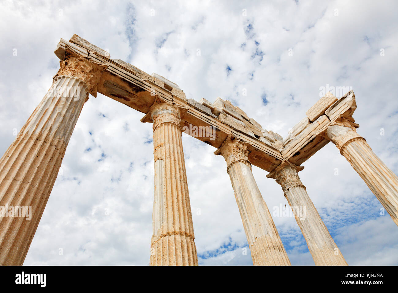 Columns of an ancient Greek temple, ruins Stock Photo - Alamy