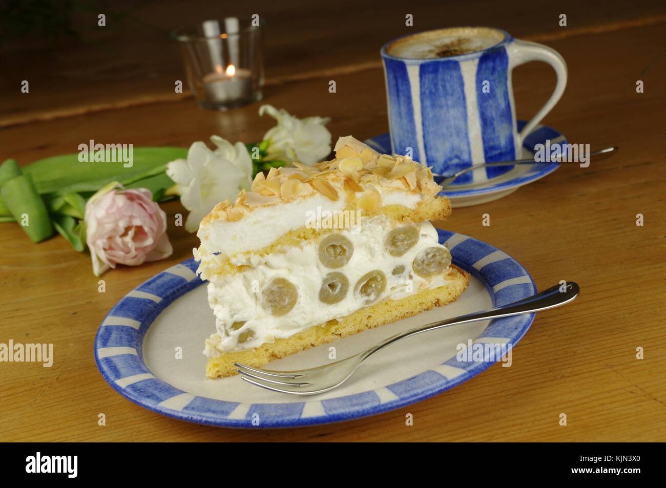 Beer cake hi-res stock photography and images - Alamy