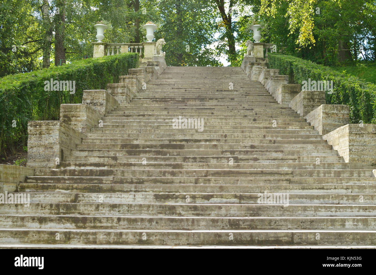 Many steps to climb hi-res stock photography and images - Alamy