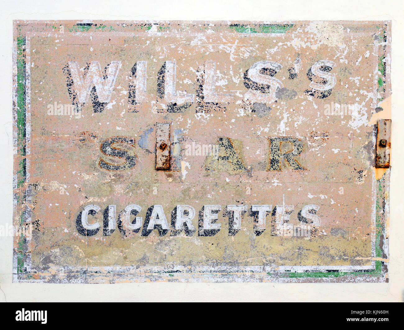 Vintage cigarette sign hi-res stock photography and images - Alamy