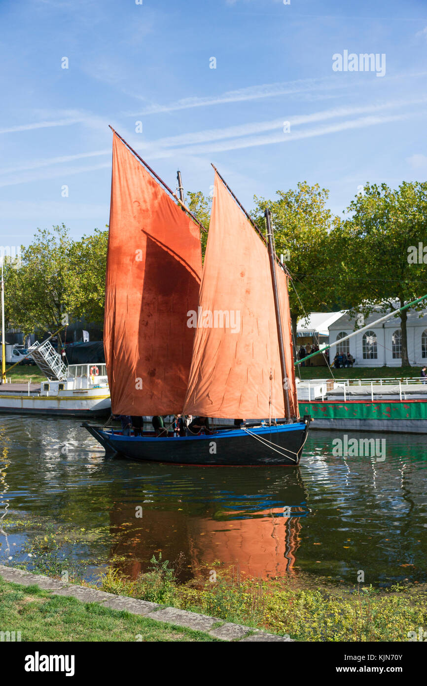 Redon marina hi-res stock photography and images - Alamy