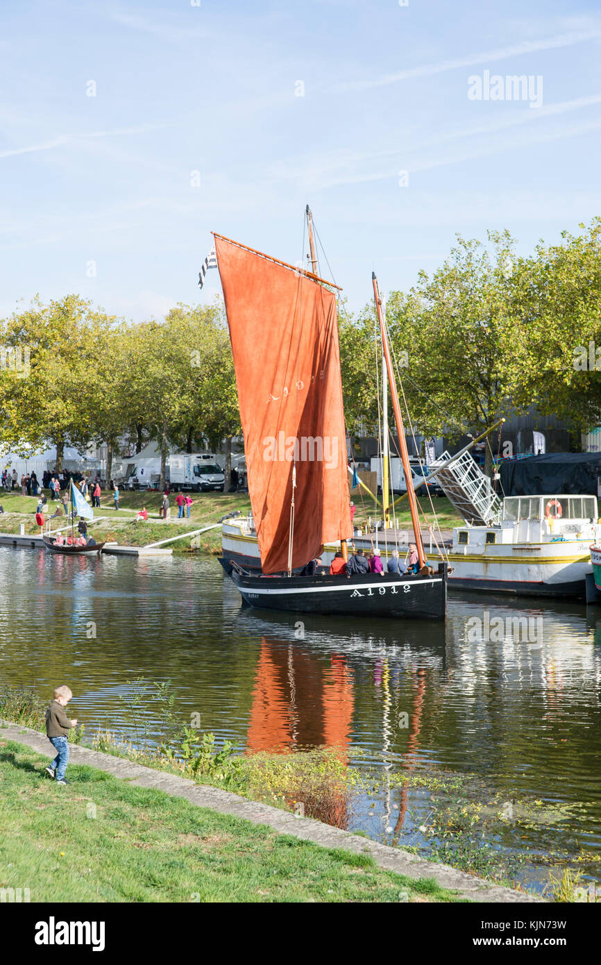 Redon marina hi-res stock photography and images - Alamy