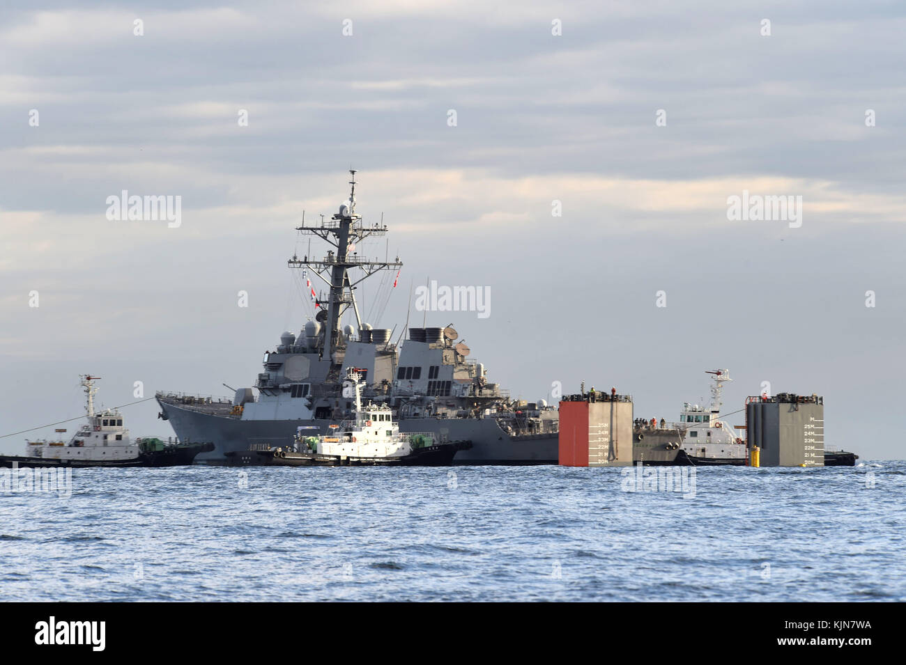 Arleigh burke class guided missile destroyer uss fitzgerald ddg 62 hi ...