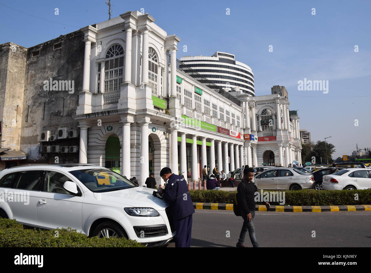 Connaught place new delhi hi-res stock photography and images - Alamy