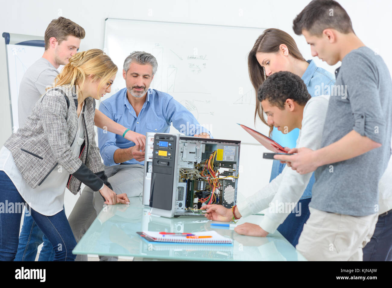 Group hard working students hi-res stock photography and images - Alamy
