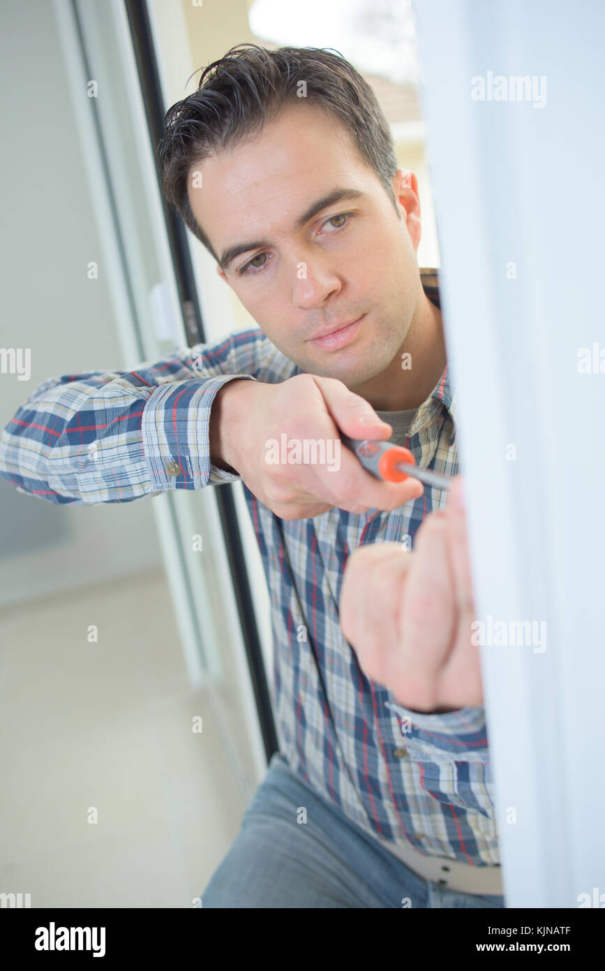 Fitting a new door hi-res stock photography and images - Alamy