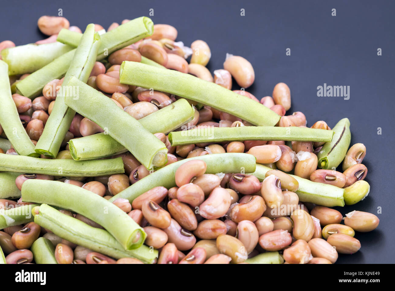 Cow pea hi-res stock photography and images - Alamy