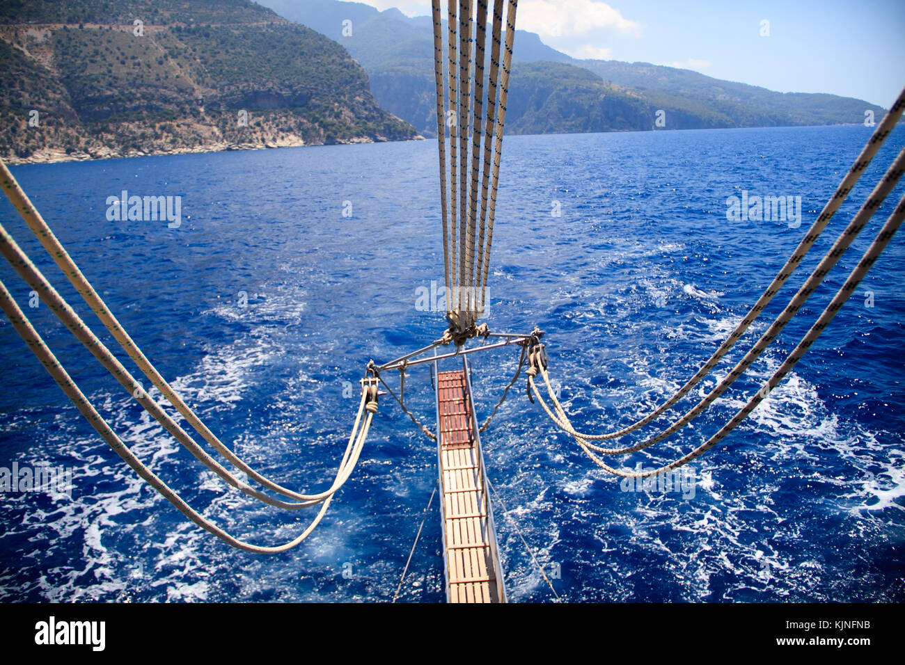 Back of a boat in sea Stock Photo - Alamy