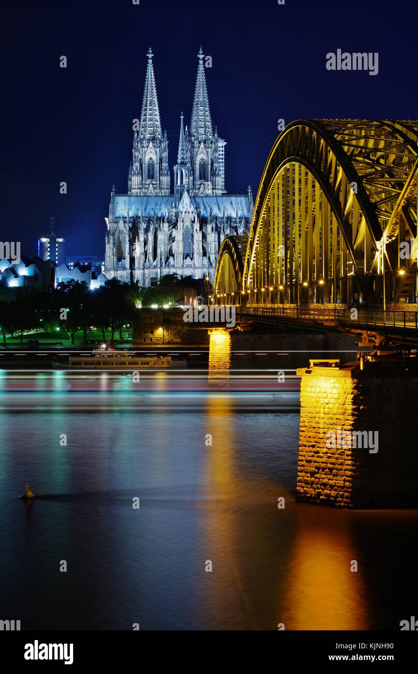 Cologne Panorama Night Stock Photo - Alamy