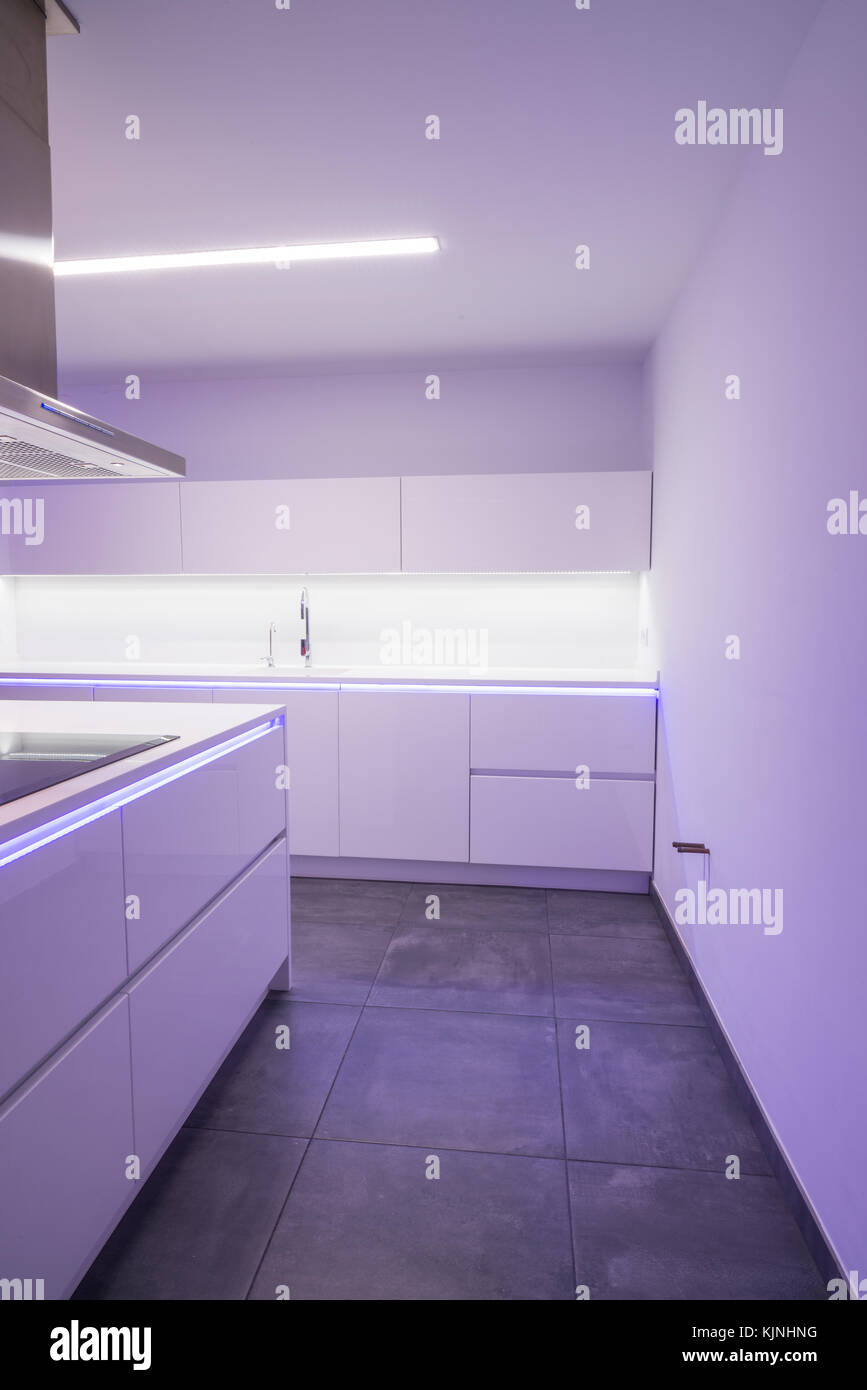 Modern kitchen with sophisticated LED lighting Stock Photo - Alamy