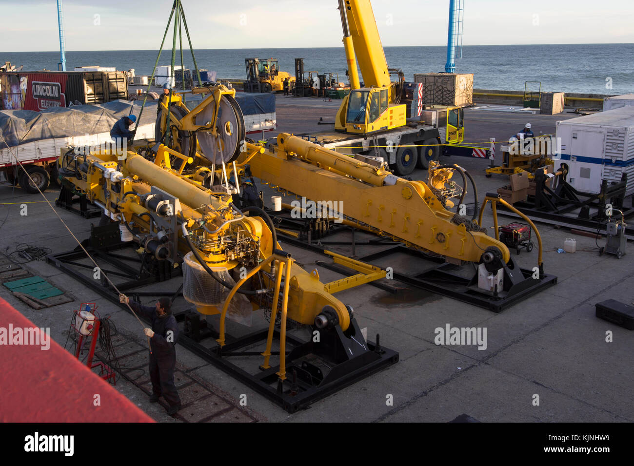 Underwater rescue command hi-res stock photography and images - Alamy