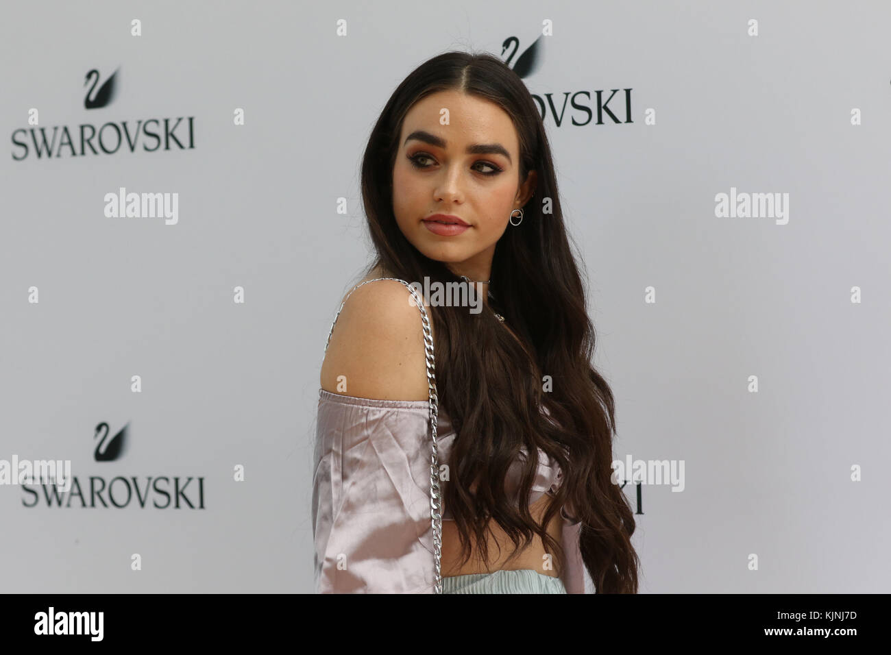 November 24, 2017. Sydney, Australia. Cartia Mallan arrives on the red ...