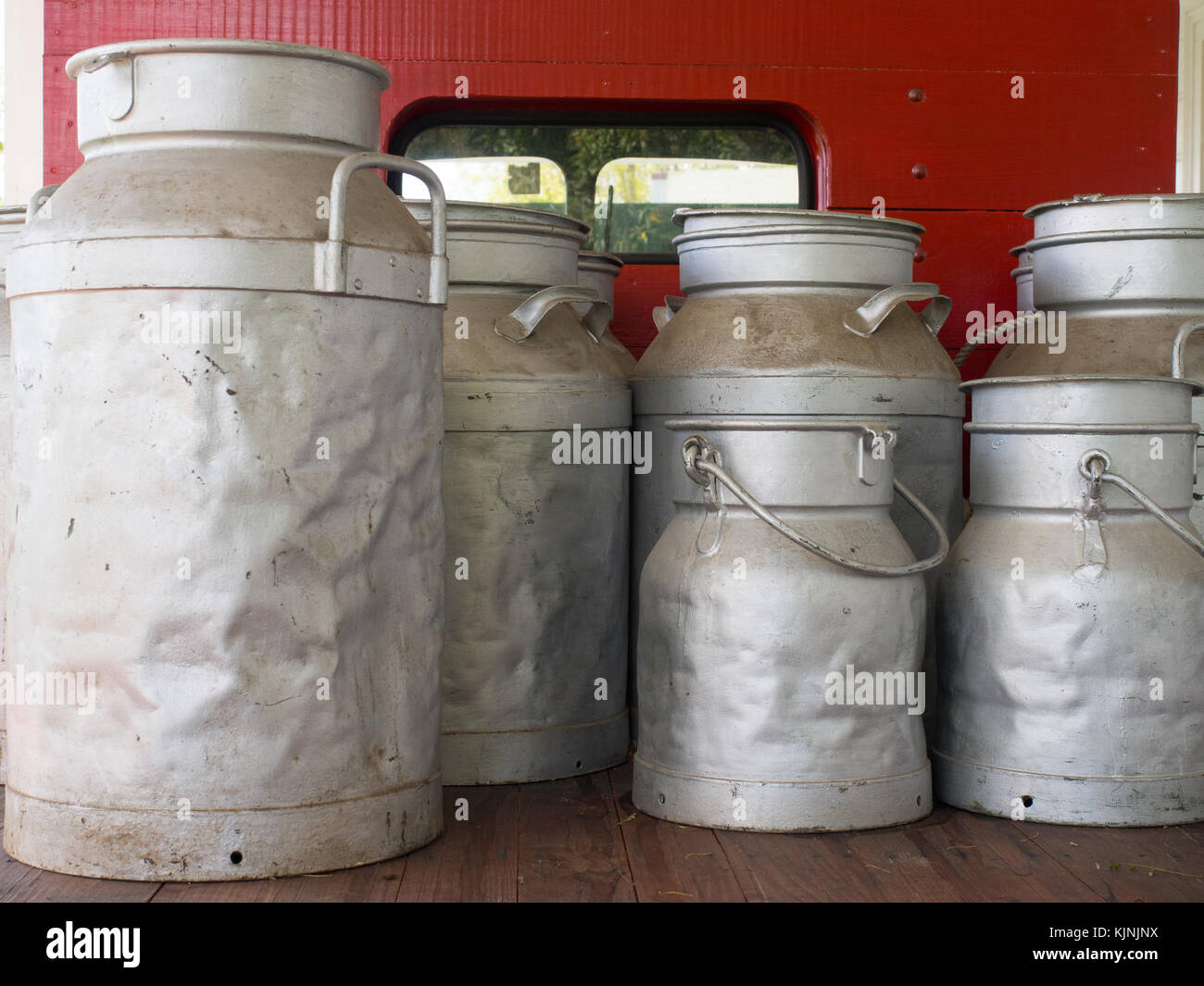Delivery of containers hi-res stock photography and images - Alamy