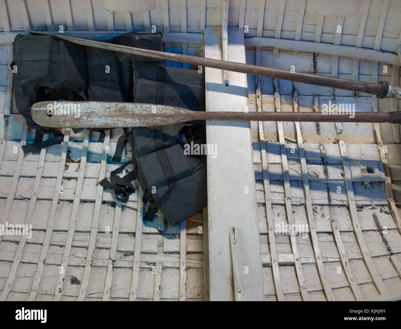 Oars In a Row Boat Stock Photo - Alamy