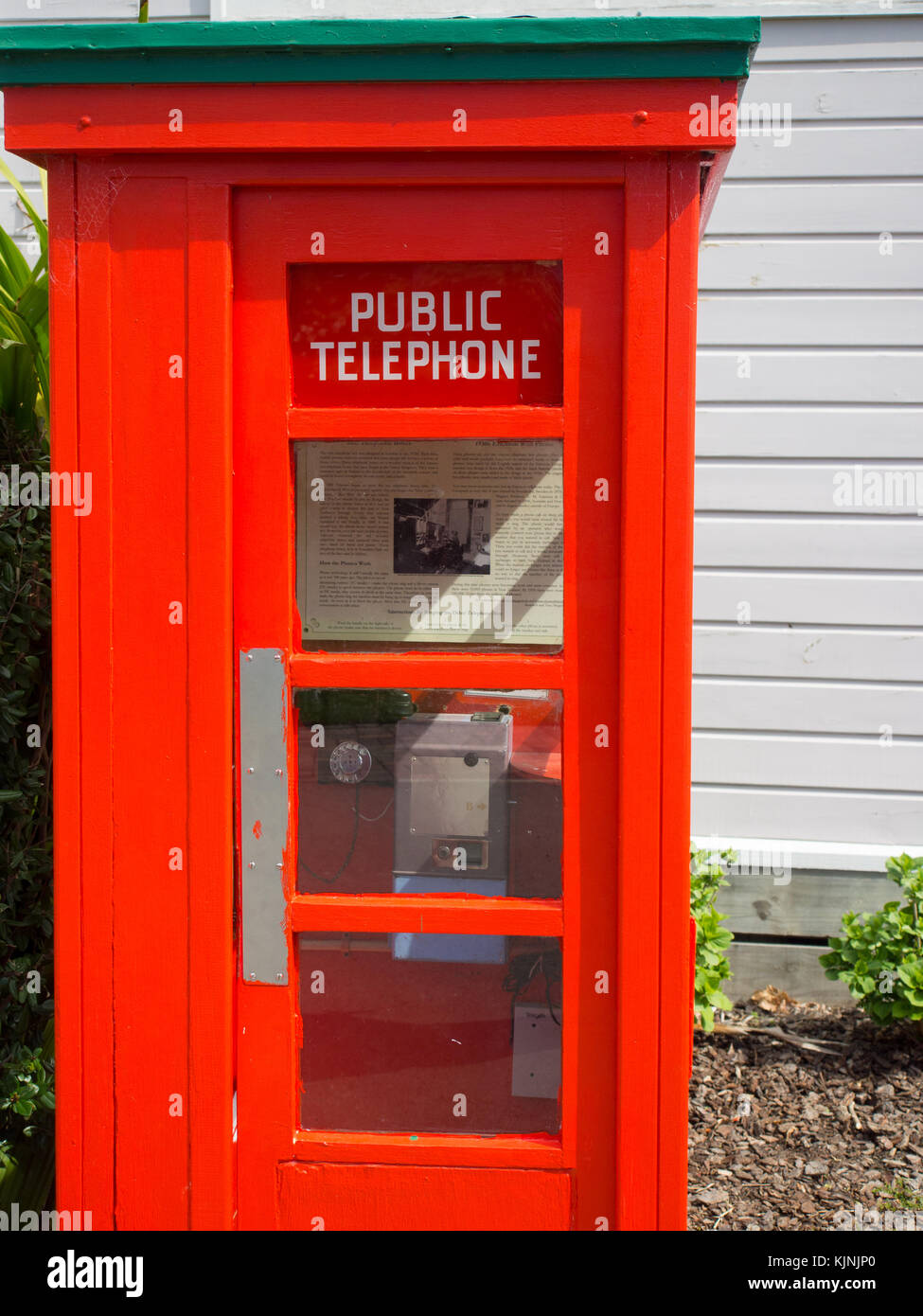 Red Public Telephone Booth Stock Photo - Alamy