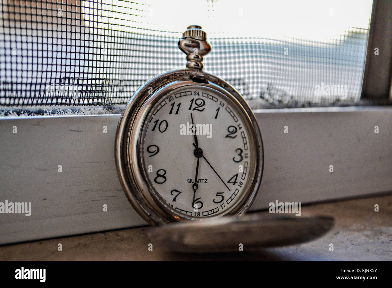 Details watch hi-res stock photography and images - Alamy