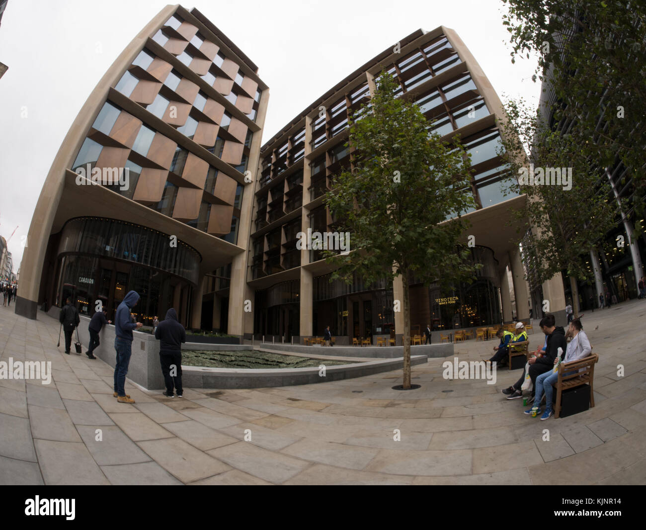 At the bloomberg london building hi-res stock photography and images ...