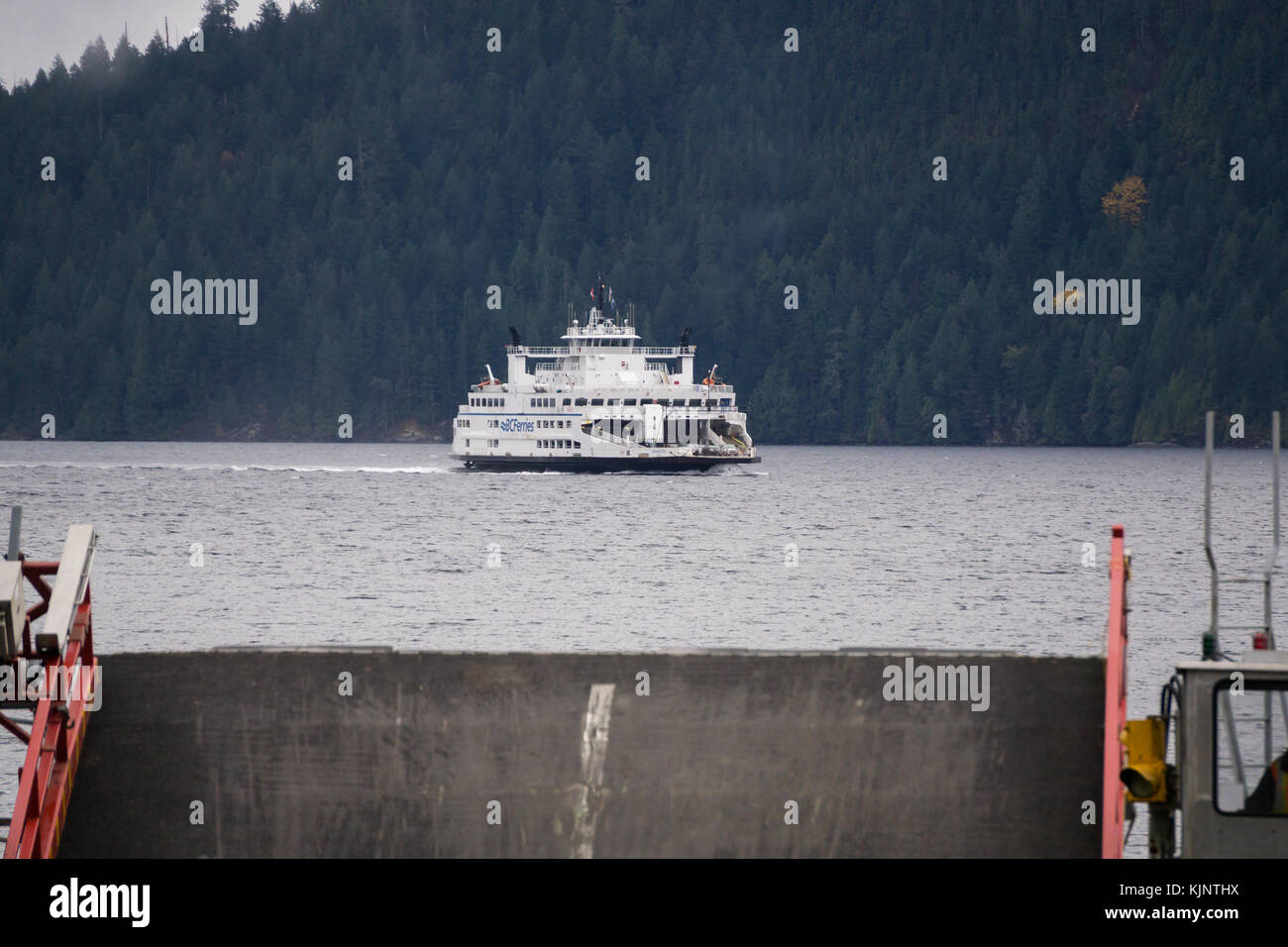 Saltery bay sunshine coast hi-res stock photography and images - Alamy
