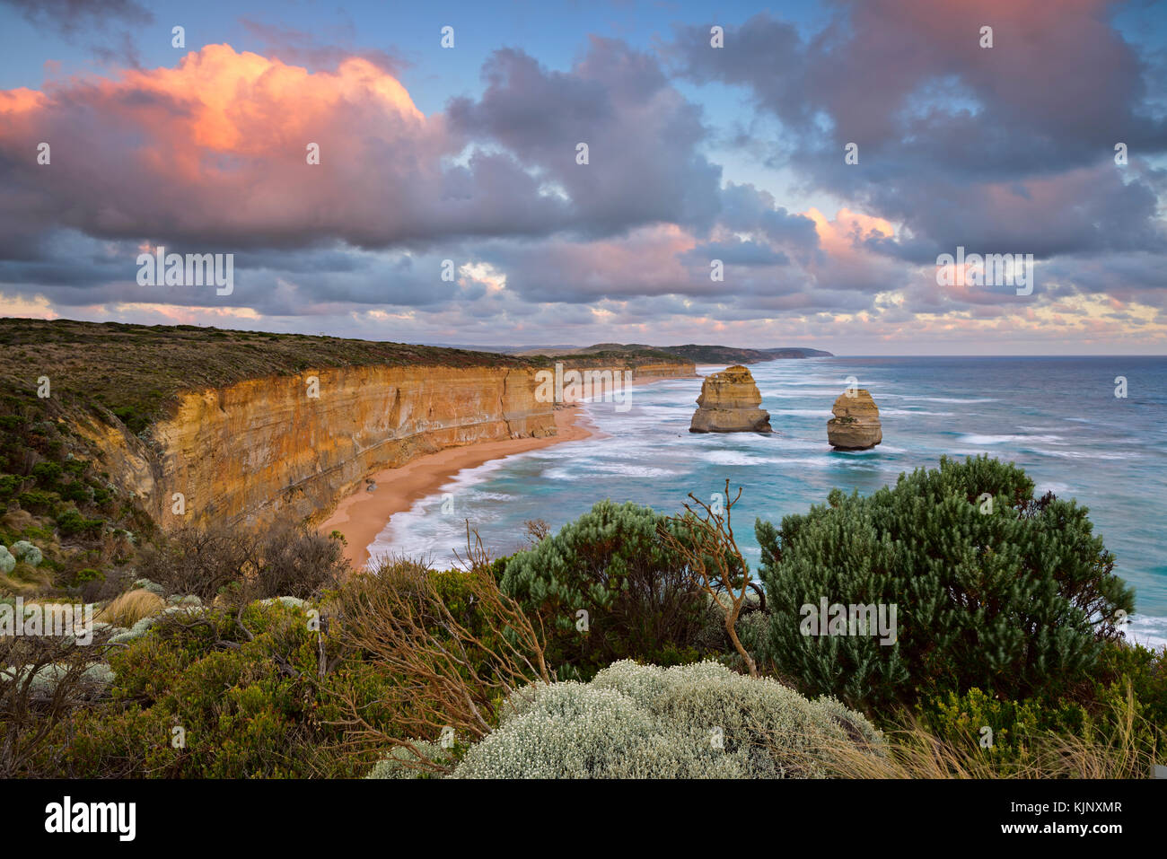 The Gibson Steps at Sunset, The Twelve Apostles, Great Ocean Road, Port ...