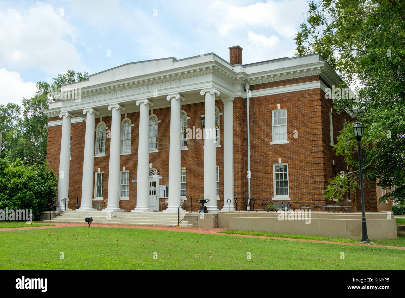 Surry County Courthouse, 28 Colonial Trail, Surry, Virginia Stock Photo ...