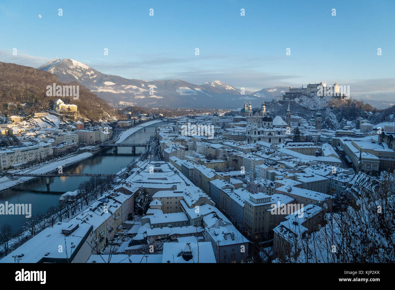 Panorama Salzburg with view on fortress and river in winter with fresh ...