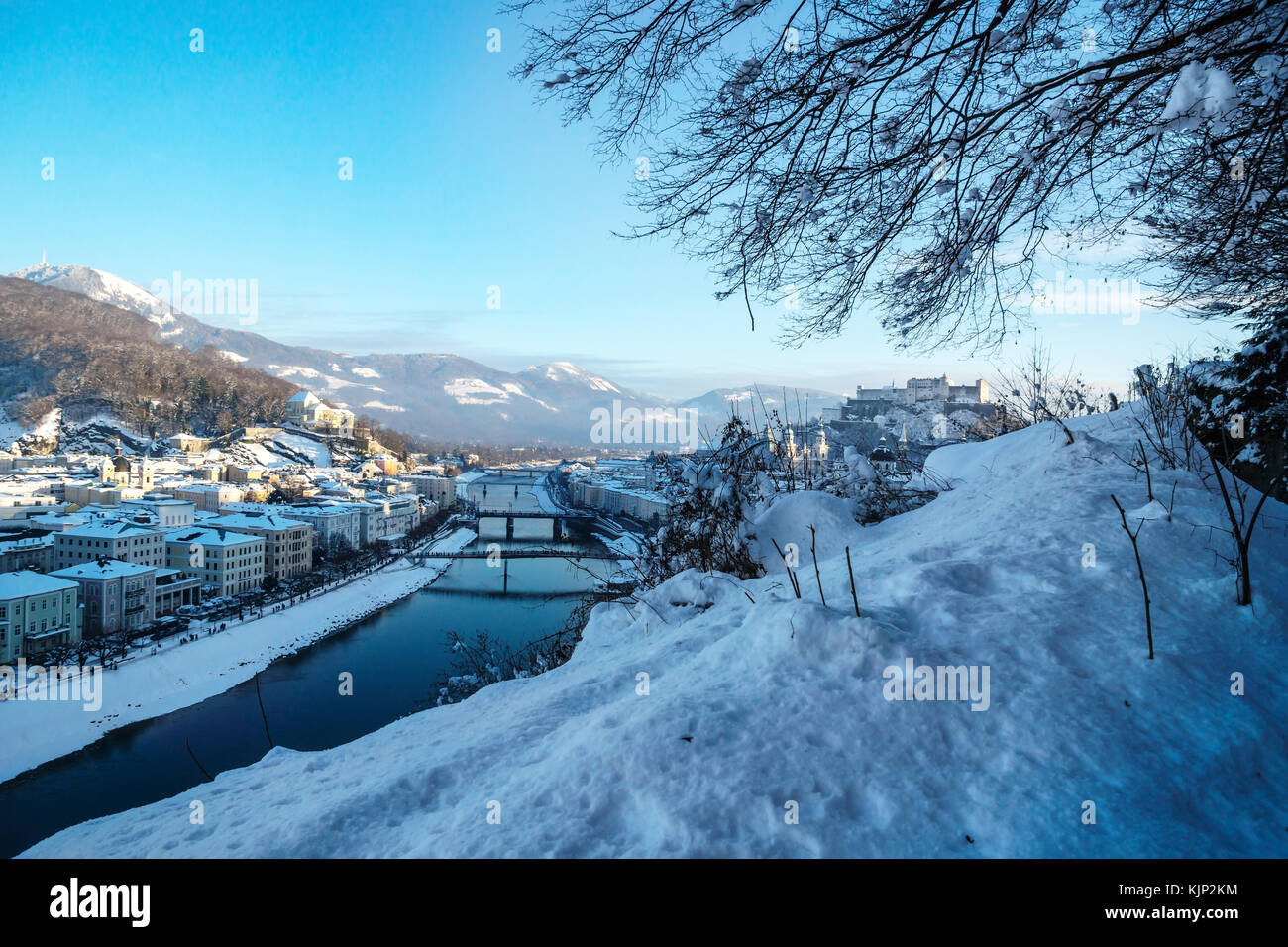 Salzburg River Snow Stock Photos & Salzburg River Snow Stock Images - Alamy