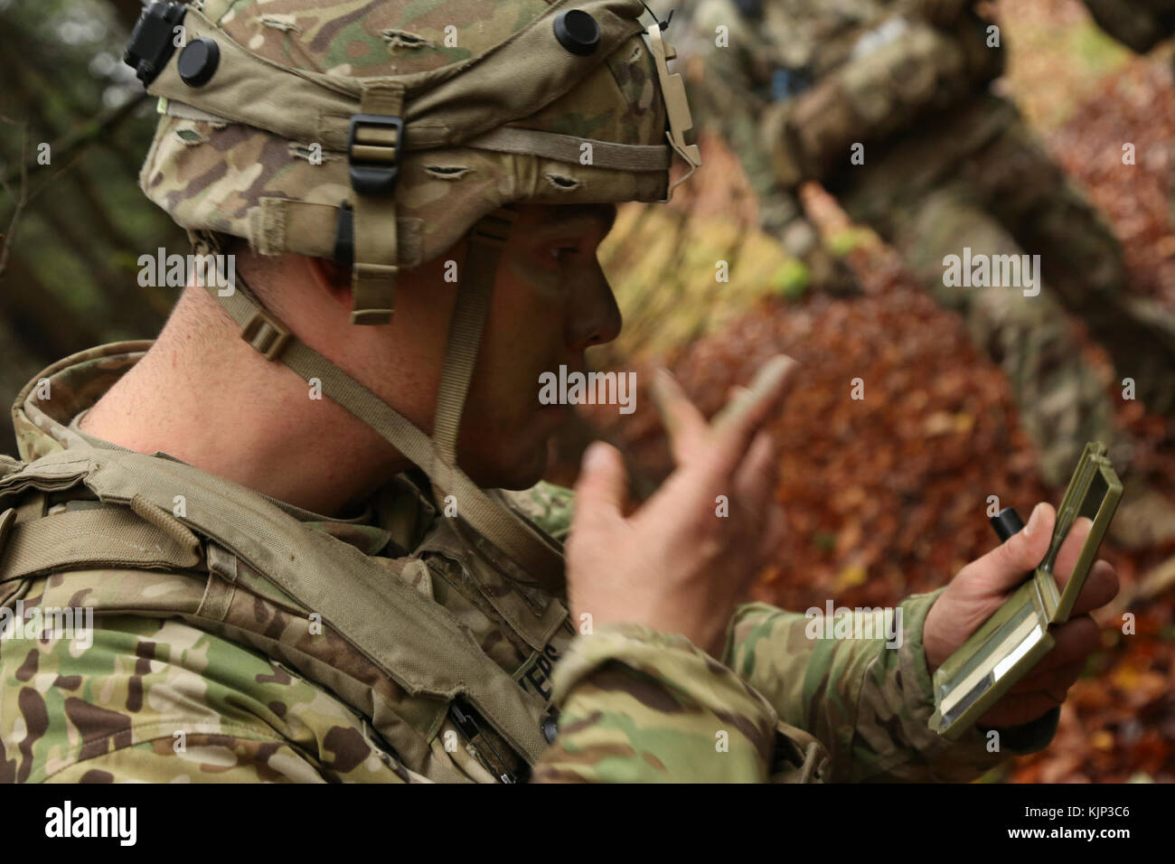 A U.S. Soldier of the 2nd Cavalry Regiment, Regimental Engineer ...