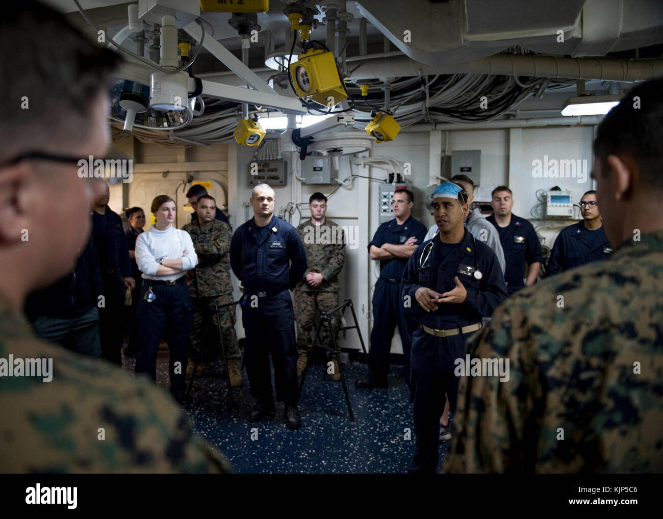 U s navy medical officer cmdr High Resolution Stock Photography and ...