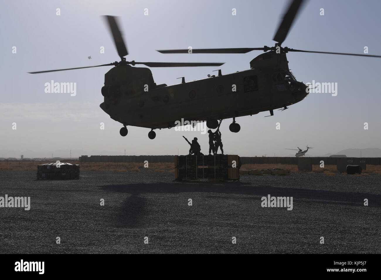 Apache sling hi-res stock photography and images - Alamy