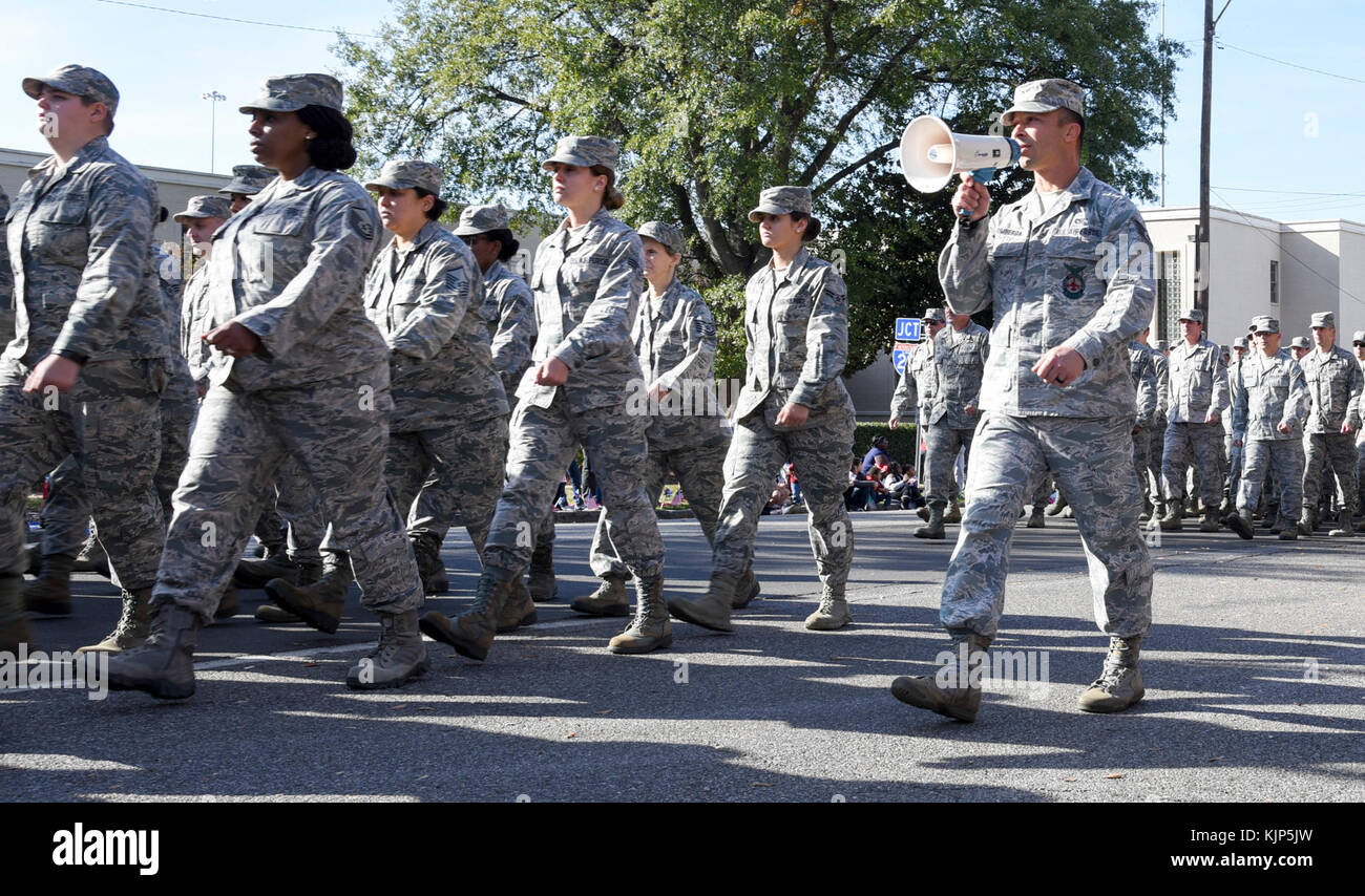 Members Of The 117th Air Refueling Wing Participate In Veterans Day members-of-the-117th-air-refueling-wing-participate-in-veterans-day