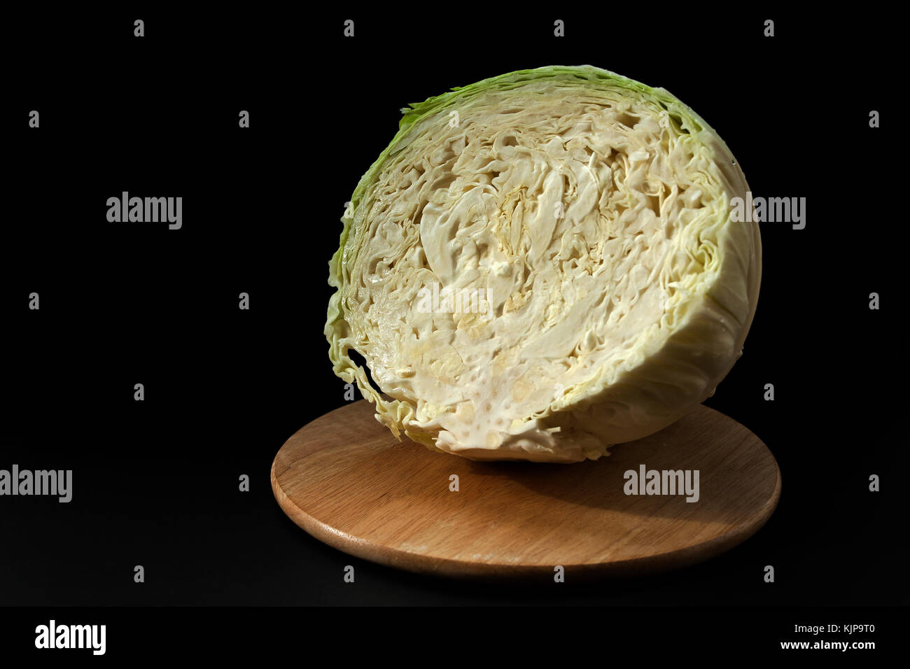 Cabbage cut in half green hi-res stock photography and images - Alamy