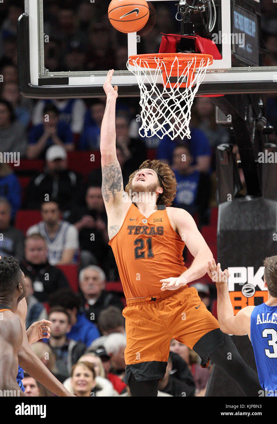 November 24, 2017: Texas Longhorns forward Dylan Osetkowski (21) during ...