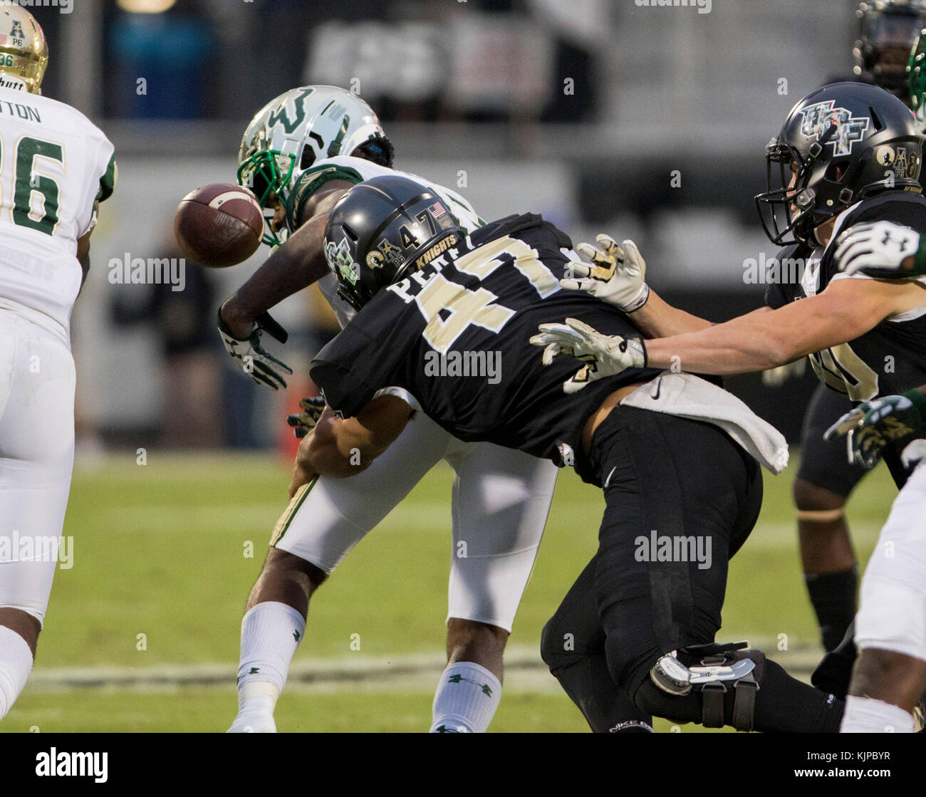 Spectrum Stadium. 24th Nov, 2017. FL, USA; UCF Knights long snapper ...