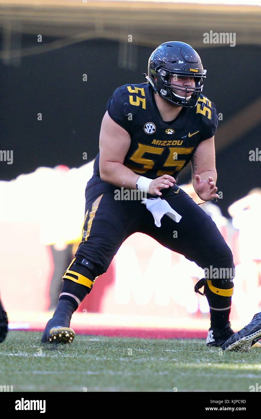 Nov 24, 2017: Trystan Castillo #55 Missouri center steps after he ...