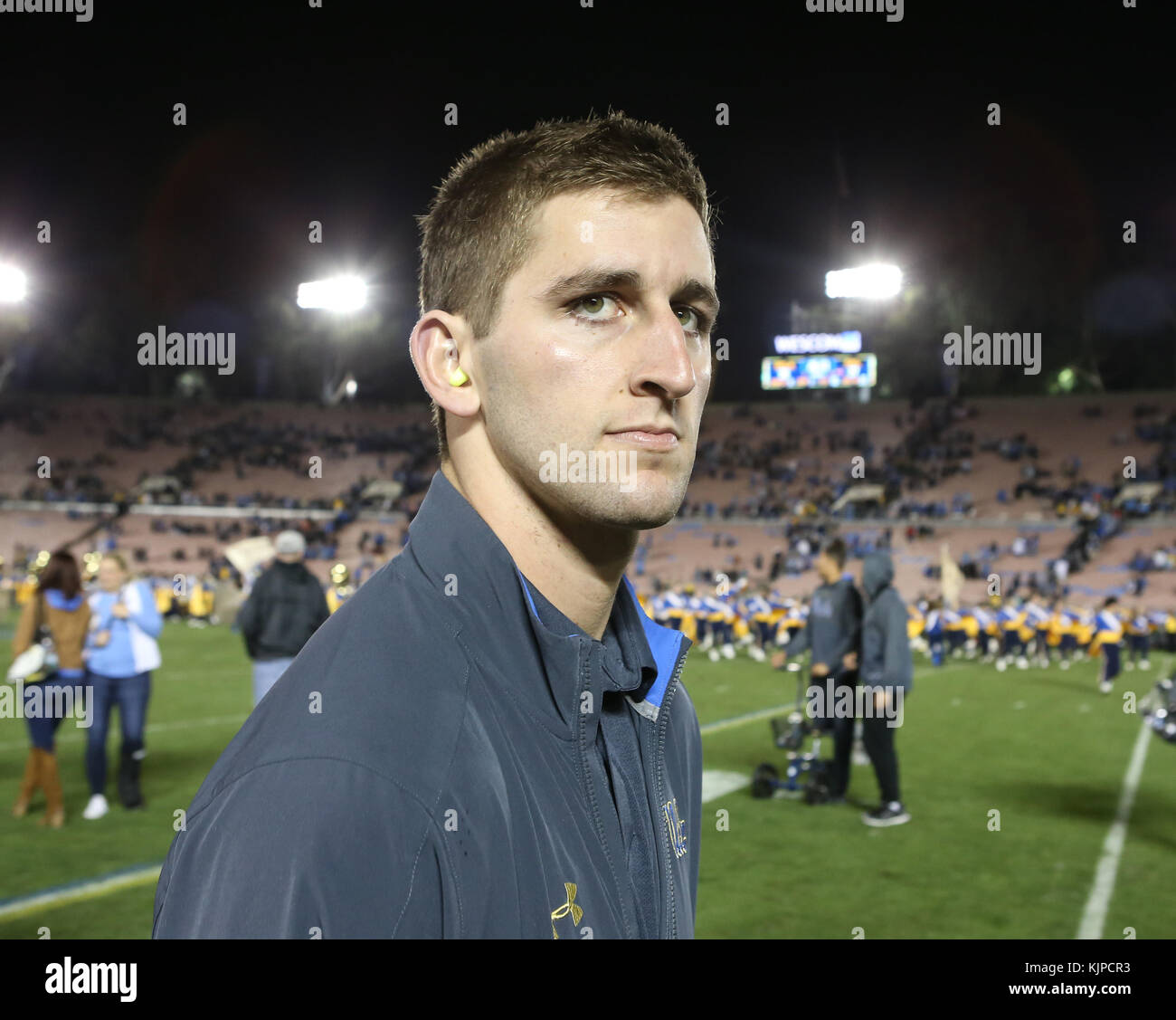 11242017 cal vs ucla 727 jpg hi-res stock photography and images - Alamy